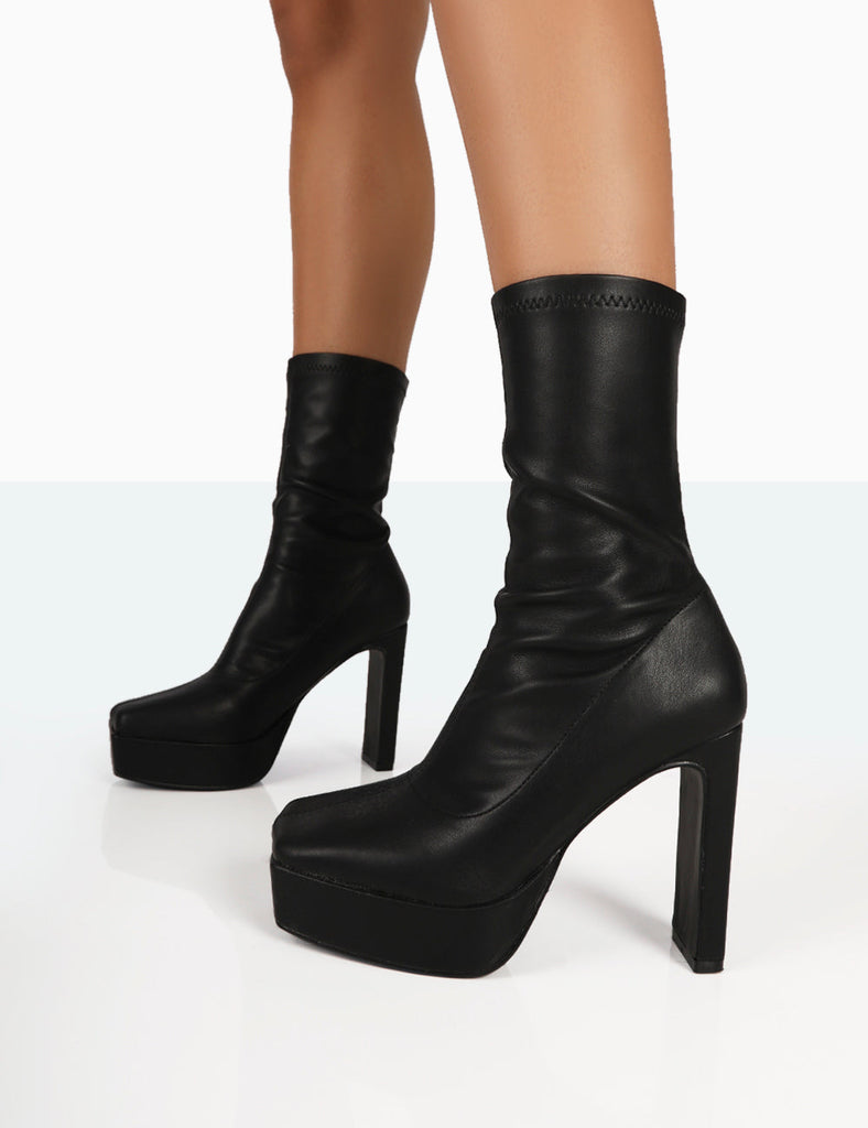 Domni Black Pu